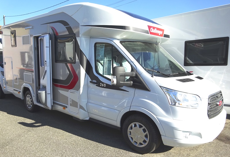 CHALLENGER - GRAPHITE 260 - 2019