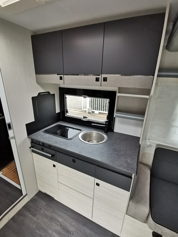 CHALLENGER - Graphite Ultimate 260 - 2023